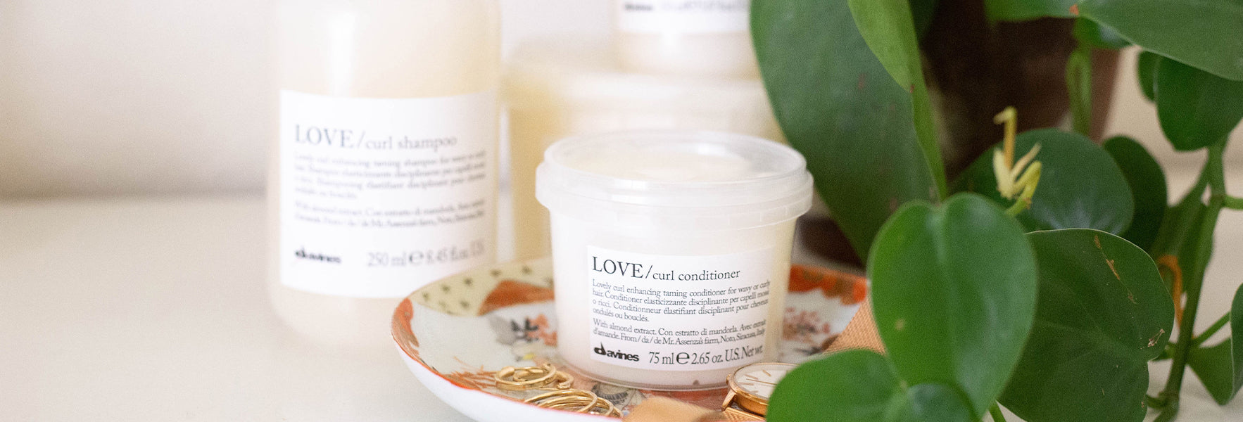 LOVE Curl for curly hair - Davines